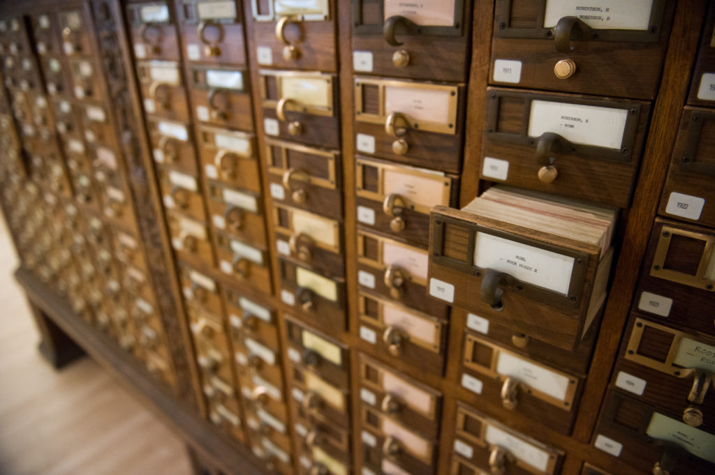Public Knowledge Library | SFMOMA's pop-up branch of the San Francisco ...